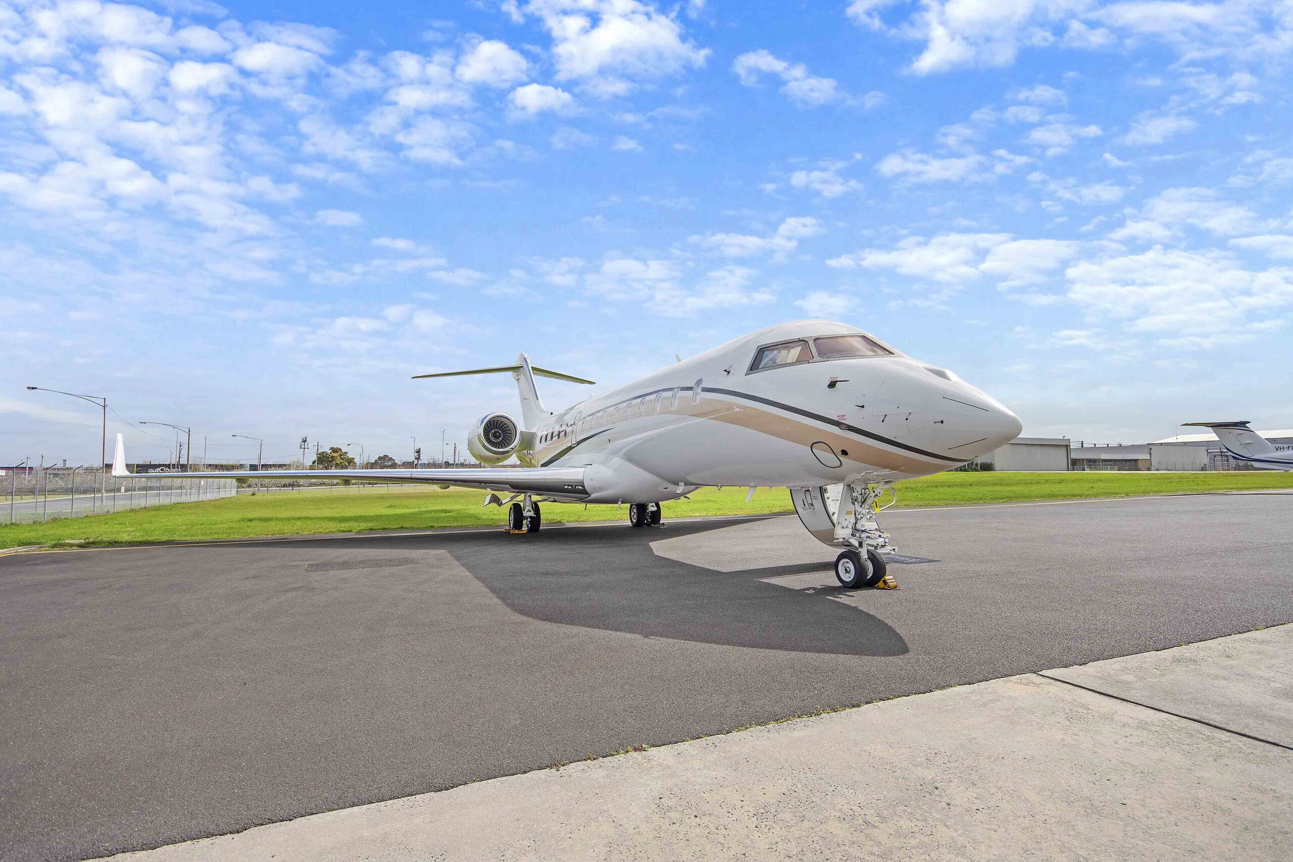 Bombardier Global XRS Jet Charter - Luxury & Comfort | Jet Luxe