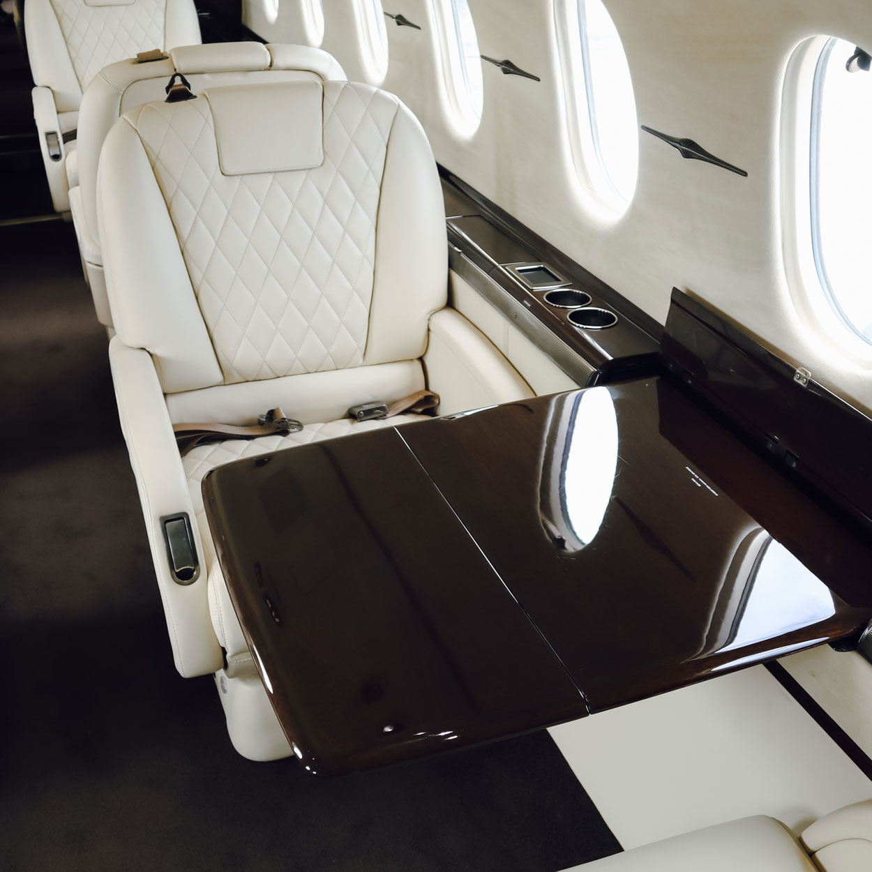 Hawker 4000 Jet Charter - Luxury & Comfort | Jet Luxe
