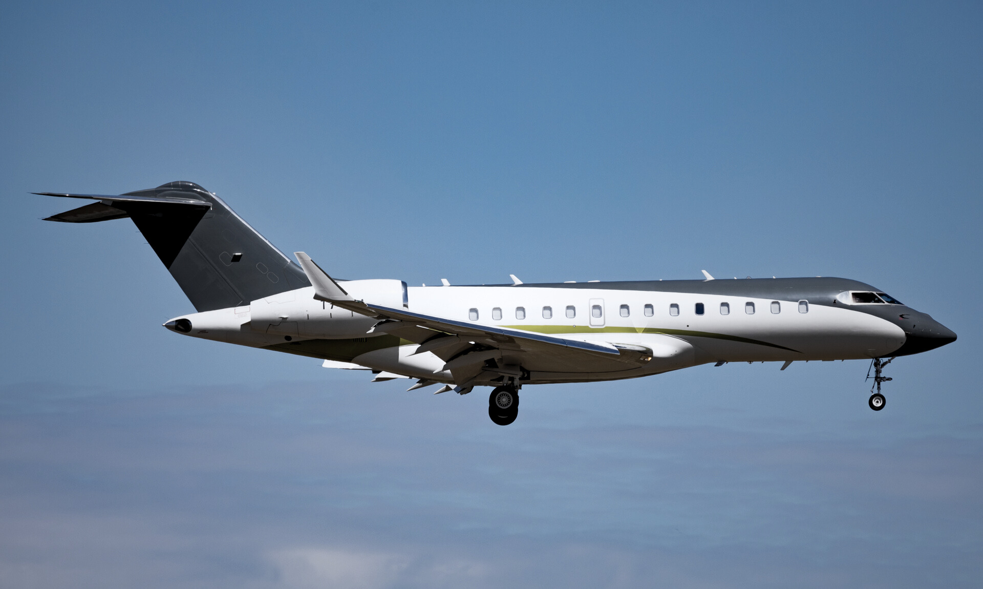 Global 5000 - Jetluxe